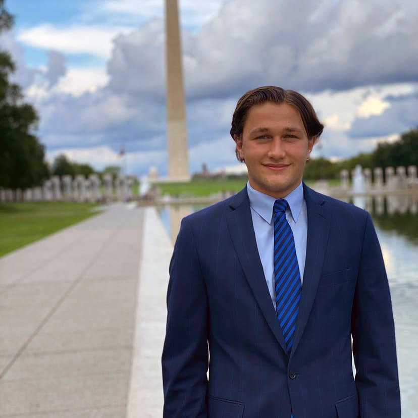 Stellar Green River graduate helping UW team study vaccine hesitancy ...